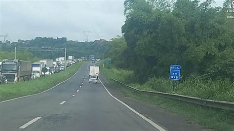 Obras Na Br 324 Causam Grande Congestionamento