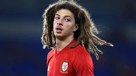 Ethan Ampadu Is A Victim Of Growing Pains Wales Boss Ryan Giggs