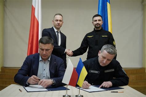 Україна та Польща посилюють співпрацю в оборонній галузі підписано