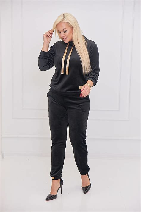 WELUROWY KOMPLET DRESOWY PLUS SIZE CZARNY Olika