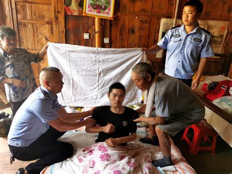 铜仁市公安局碧江分局：践行“枫桥精神”卢先生服务群众