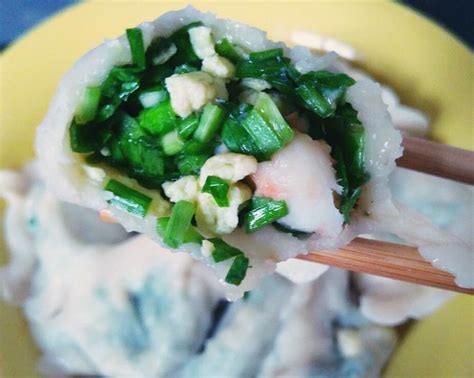 【虾仁韭菜鸡蛋素饺的做法步骤图，怎么做好吃】乐妈小餐桌下厨房