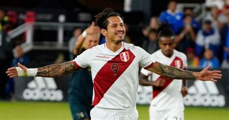 Selección Peruana Gianluca Lapadula Entrenó Con Normalidad Y Podría