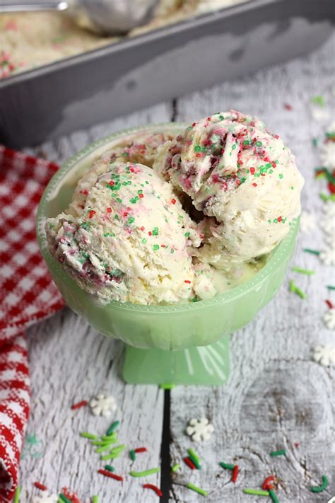 No Churn Christmas Cookie Ice Cream The Toasty Kitchen