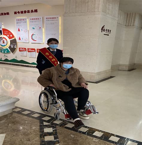 学雷锋志愿岗提升为民服务温度