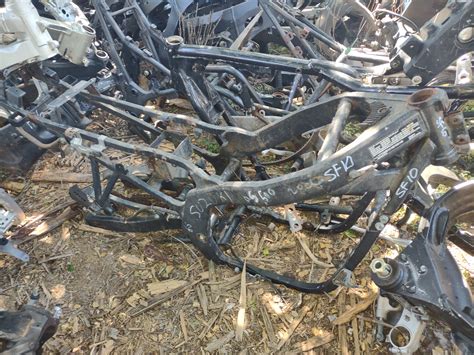 06 Suzuki Gs500 Gs 500 Main Frame Chassis Ez Reg Pompano Pats