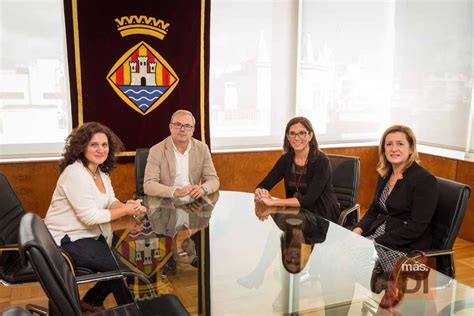 La Nueva Directora De Caixabank En Balears Visita Ibiza Másdi Magazine