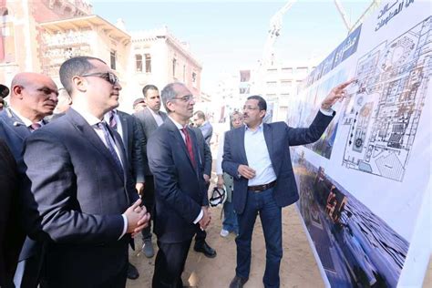 طلعت يتفقد إنشاء مركز إبداع مصر الرقمية بقصر الملك فؤاد المصري اليوم
