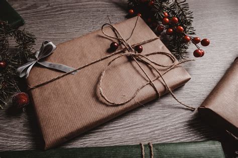 16 Meaningful Gift Ideas Gift Giving Tips