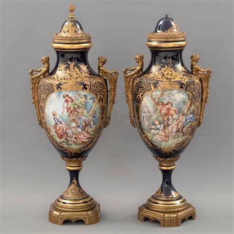 Par De Tibores Francia Sxx Elaborados En Porcelana Tipo Sèvres En
