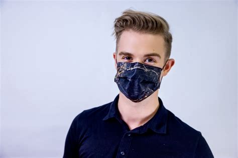 世安堡 香港製造 Astm Level 3 成人口罩30片 時裝系列 大理石 黑 Hktvmall 香港最大網購平台