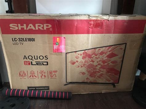 Tv Sharp Lc Le I Elektronik Tv Perlengkapan Hiburan Di Carousell