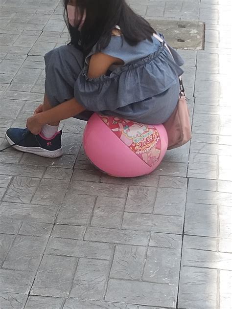 Moonlight Phoenix On Twitter A Girl Is Sitting On A Pink Beach Ball Beachball