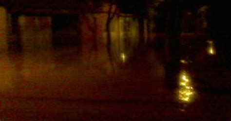 G1 Moradores mostram ruas alagadas após chuva forte no ABC em SP