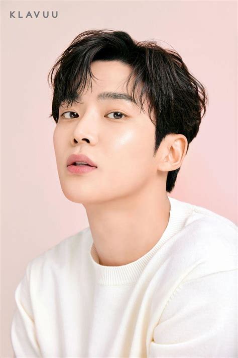 Rowoon De SF9 Se Encuentra En Conversaciones Para Protagonizar Un Nuevo