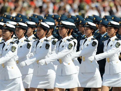 国庆60周年阅兵女兵壁纸5 1024x768 壁纸下载 国庆60周年阅兵女兵壁纸 军事壁纸 V3壁纸站