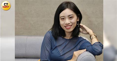 甩私密激戰片外流陰霾！前女輔導長「swag直播處女秀」 16萬人觀看破紀錄 娛樂 Ctwant