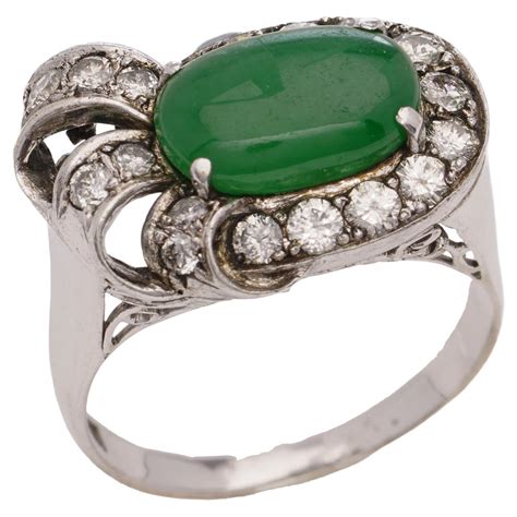 Vintage Chinese 18kt Yellow Gold Square Shaped Jade Mens Ring For