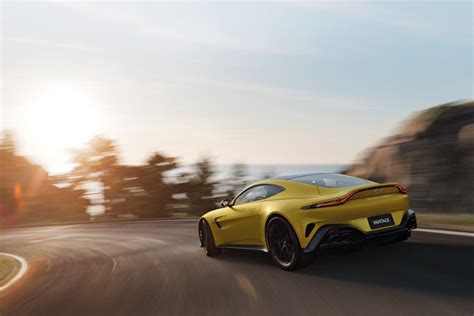 Así es el nuevo Aston Martin Vantage para conductores de verdad como