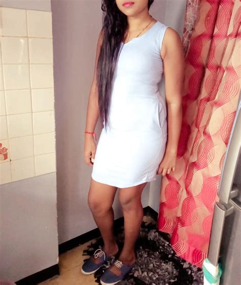 Dinu Sri Lankan Escort In Colombo 2