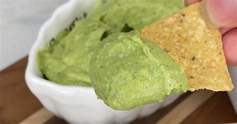 Creamy Avocado Jalapeno Dip