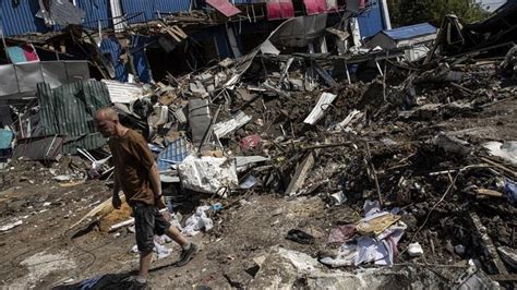 Украина Во нападите на руските сили во Доњецк загинаа 6 цивили