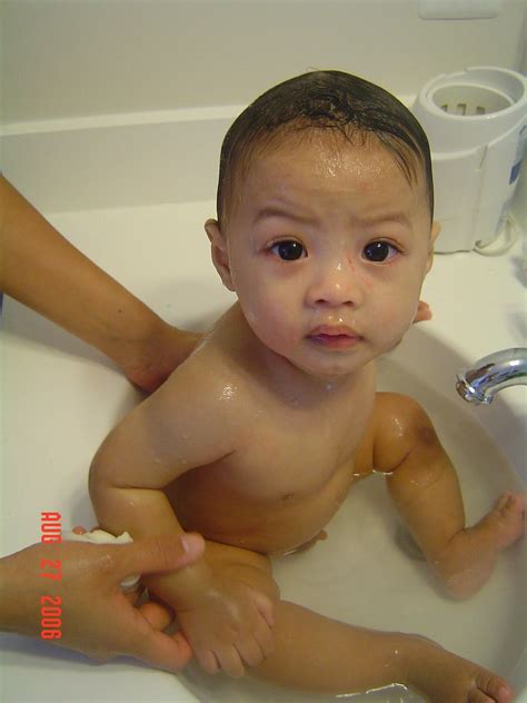 Bath Time Pongpong227 Flickr