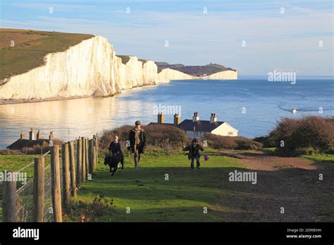 The Seven Sisters Chalk Cliffs On The Coast Of East Hi Res Stock