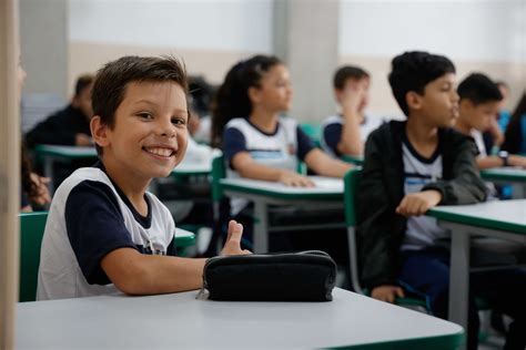 Volta às Aulas Ano Letivo De 2024 Nas Escolas Municipais Começa Na