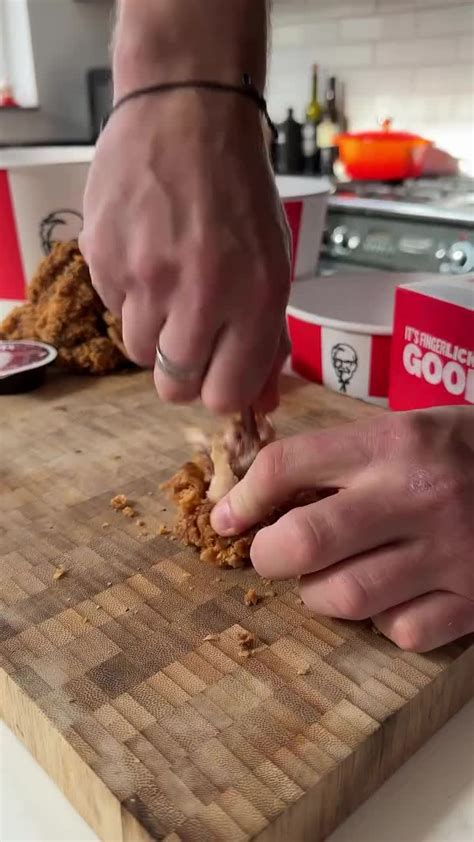 Kfc로 만든 치킨 샌드위치 유머이슈 꾸르