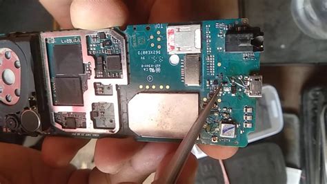 LYF JIO F220B Charging Fake Charging Problem Jumper Solution 1000 L