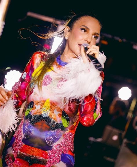 Após gravar EP Ivete Sangalo faz show no ES É o meu esquenta pro