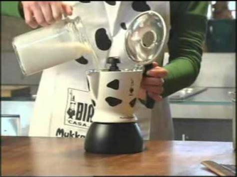 пример использования гейзерной кофеварки Bialetti - YouTube