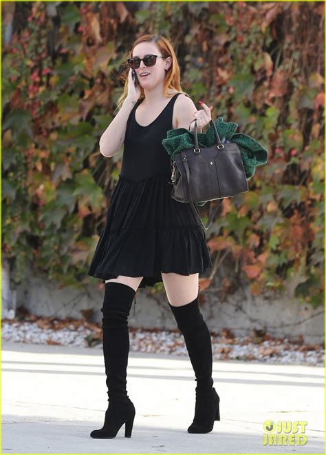 Rumer Willis Bares Lacy Bra In Backless Dress At Salon Photo 2983003 Rumer Willis Pictures