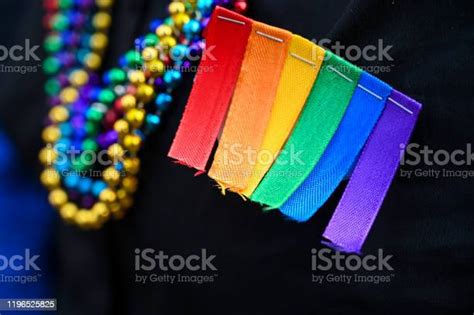 Lgbtq 자부심 플래그입니다 무지개 색상 플래그입니다 게이 와 레즈비언 자부심 개념 Lgbtq Lgbtq 0명에 대한 스톡