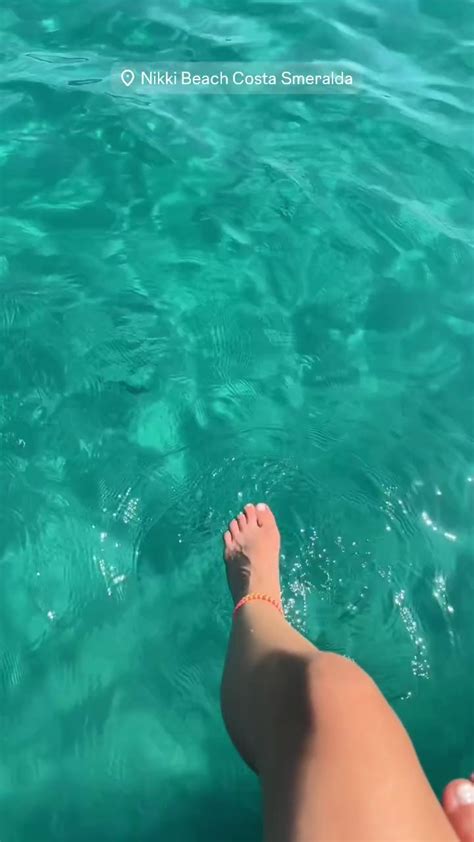 Carlotta Ferlitos Feet