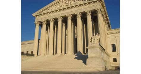 Върховният съд на САЩ отсъди да се запази достъпа до хапче за аборт