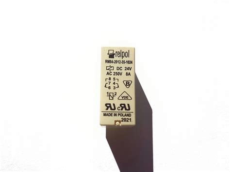 RM84 2012 35 1024 Przekaźnik 24V 2 X 8A 250VAC Sklep Opinie Cena w