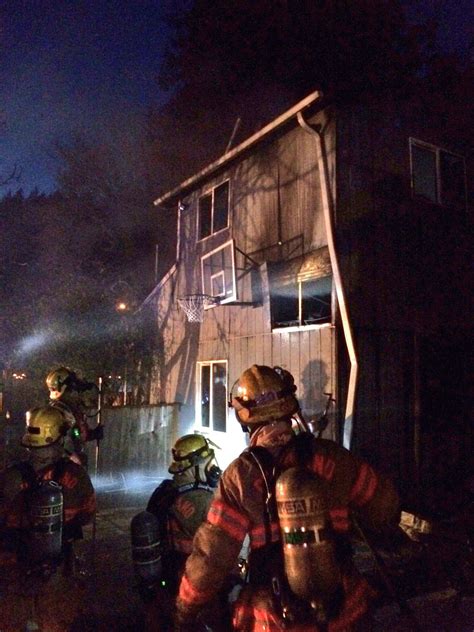 Portland Fire And Rescue Responds To Garage Fire In Se Portland Photo