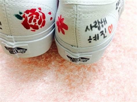 12월의꽃신 Youngjamae Custom 곰신꽃신전역선물고무신영자매youngjamae여자친구선물여자친구선물추천