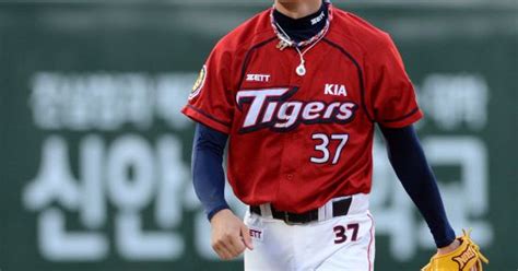 흔들리는 Kia 필승조 박지훈 신인왕 꿈 멀어지나 조선일보