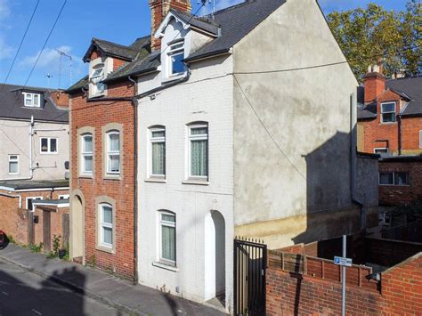 4 Bed Semi Detached House For Sale In Anstey Road Reading Berkshire