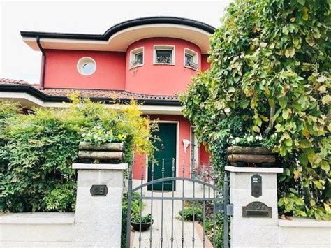 Case A Porto Mantovano Mantova Idealista N 1 In Italia