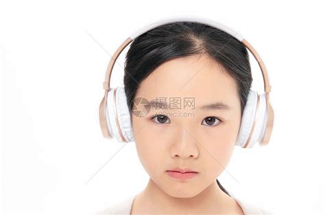 戴耳机的女孩高清图片下载 正版图片501527897 摄图网