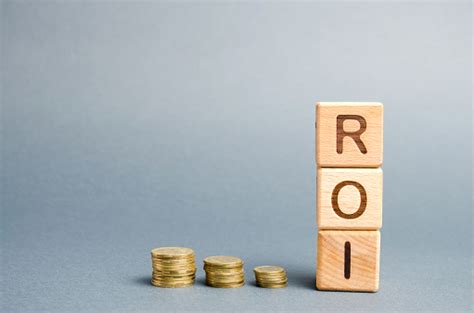 워드 Roi와 동전 나무 블록 높은 수준의 비즈니스 수익성 투자 수익 투자 자본 금리 성공 성장 수익성 분석 0명에 대한 스톡 사진 및 기타 이미지 Istock