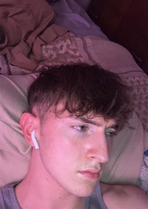 Title R Noses