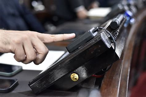 CONGRESO APRUEBA AMPLIACIÓN AL PRESUPUESTO2024