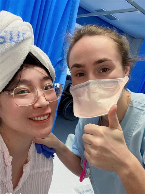 Anna Yu Masters Degree Presented To Dying Mum At Hospital Bed Sky News Australia