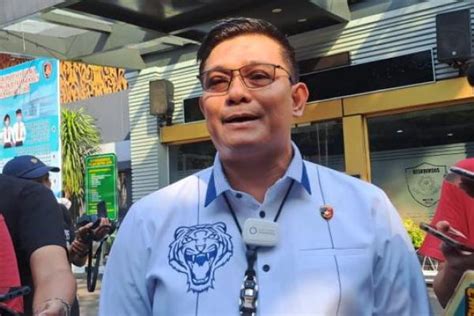 Kasus Dugaan Pemerasan Eks Mentan SYL Ajudan Firli Bahuri Besok Diperiksa