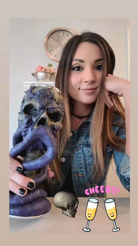 Skull Scrolller
